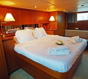 PIXEL Yacht Charter Details, Cheoy Lee | CHARTERWORLD Luxury Superyachts